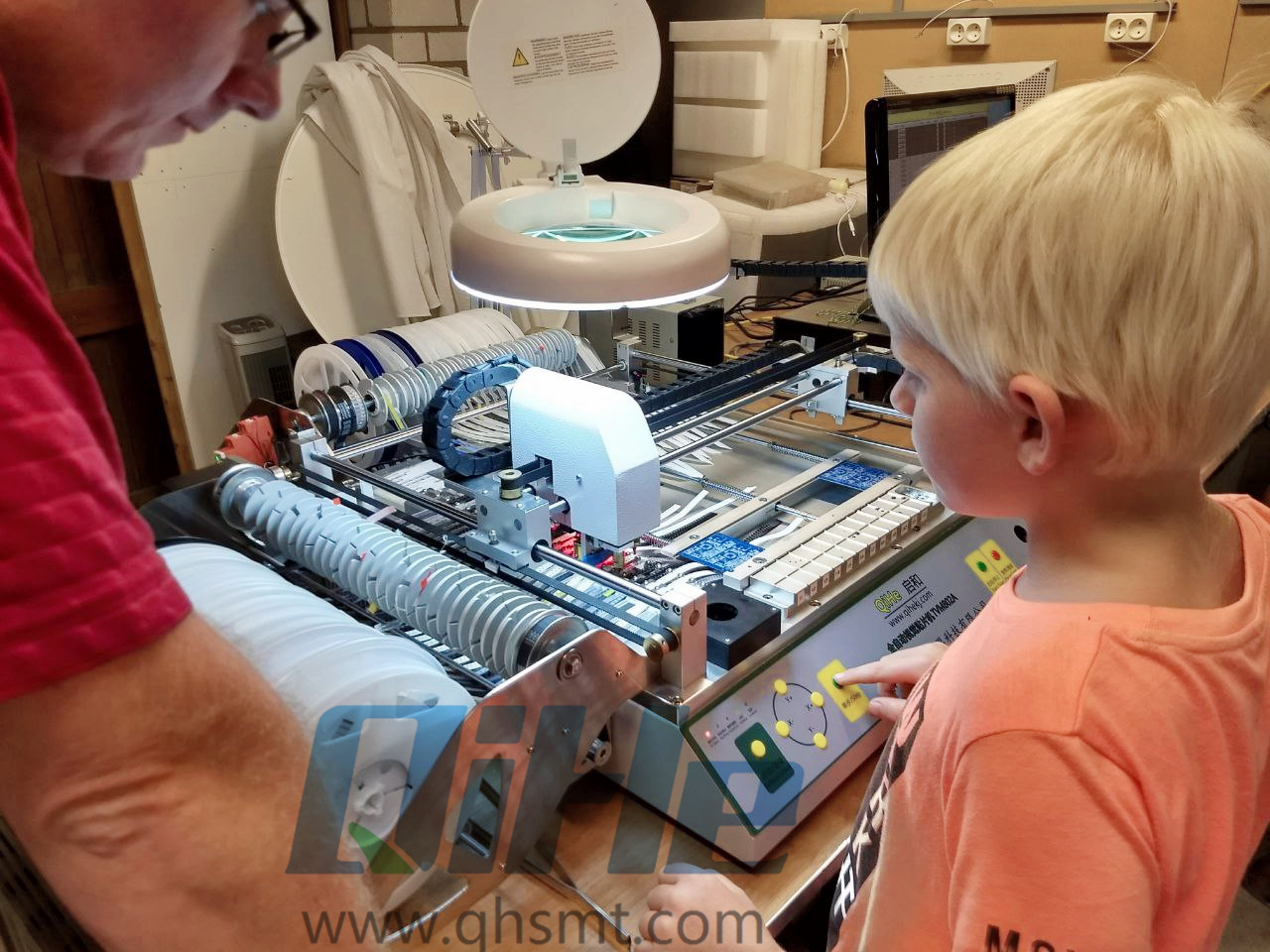 TVM802B Smt Learning Model Desktop Pick n Place Machine pnp